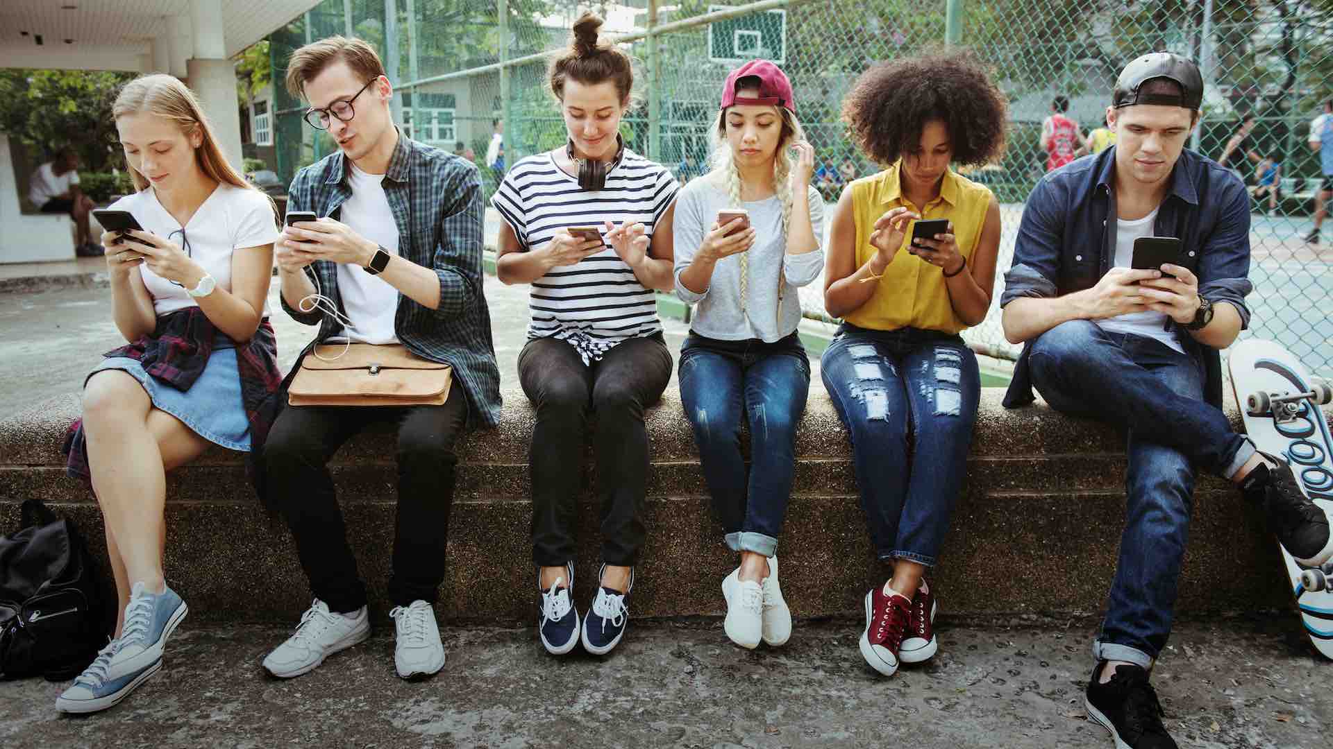 Are we losing a generation to mobile phones? A deep dive into the pros ...